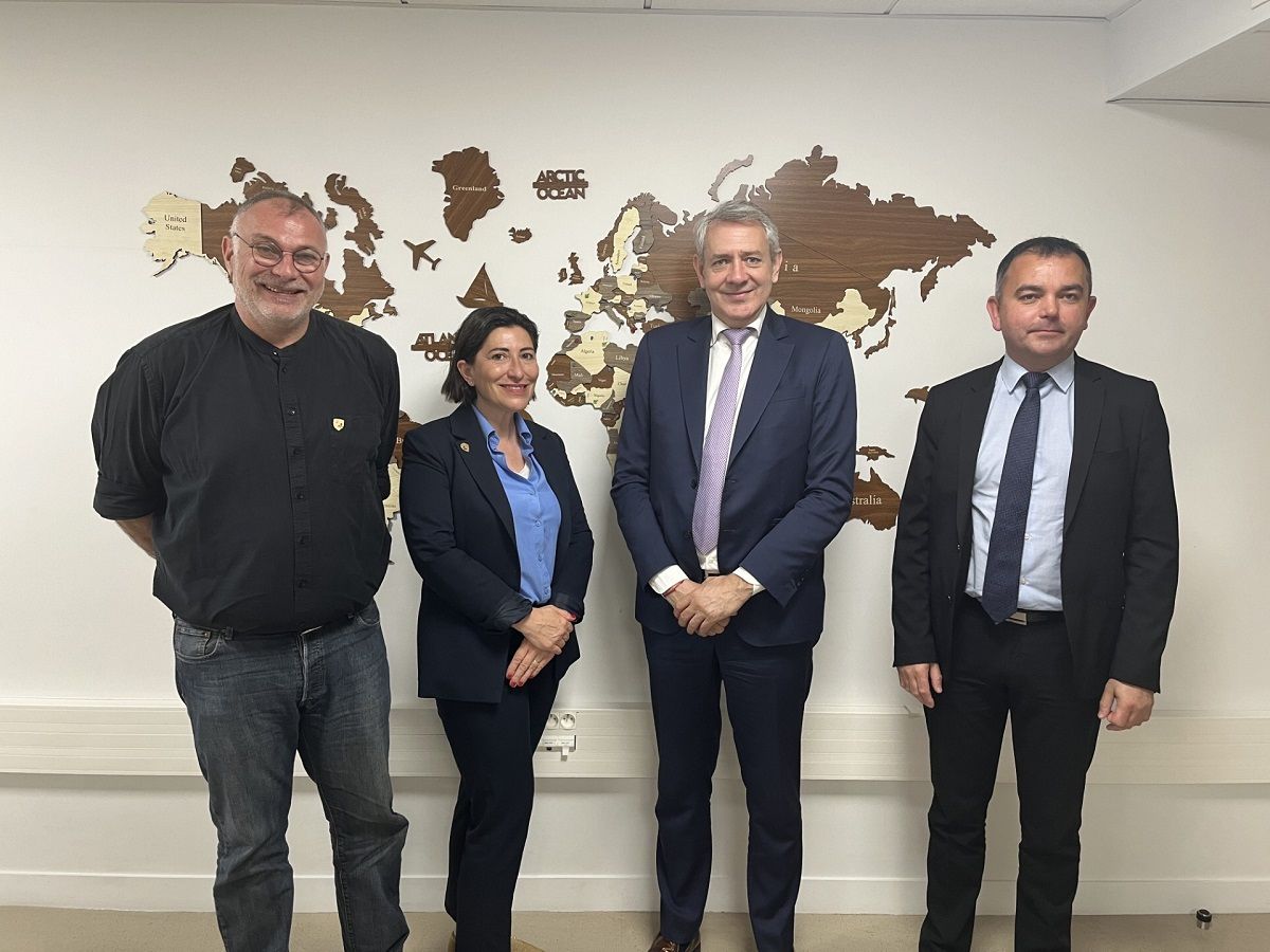 Vallair and College de Paris Partner for Aviation Training | Halldale Group